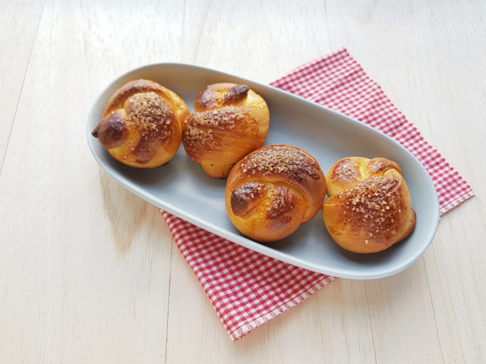 Easy Homemade Dinner Rolls : Dinner Sides That Impress