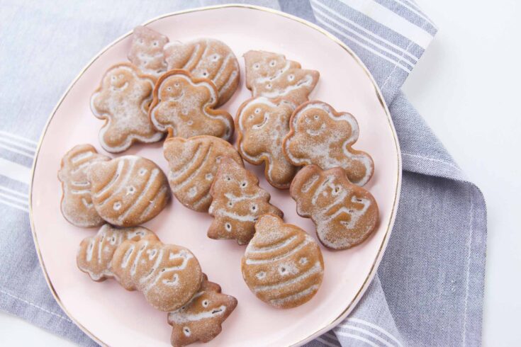 Glazed Gingerbread Christmas Cookies - Perfect For The Holiday Season