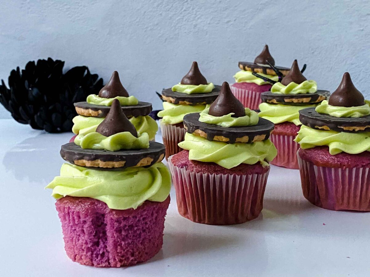 29 Spooky Halloween Cupcakes For Kids