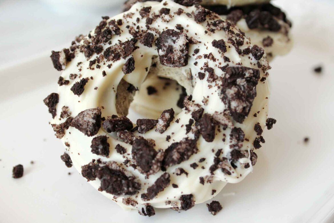 Cookies and Cream Oreo Donuts