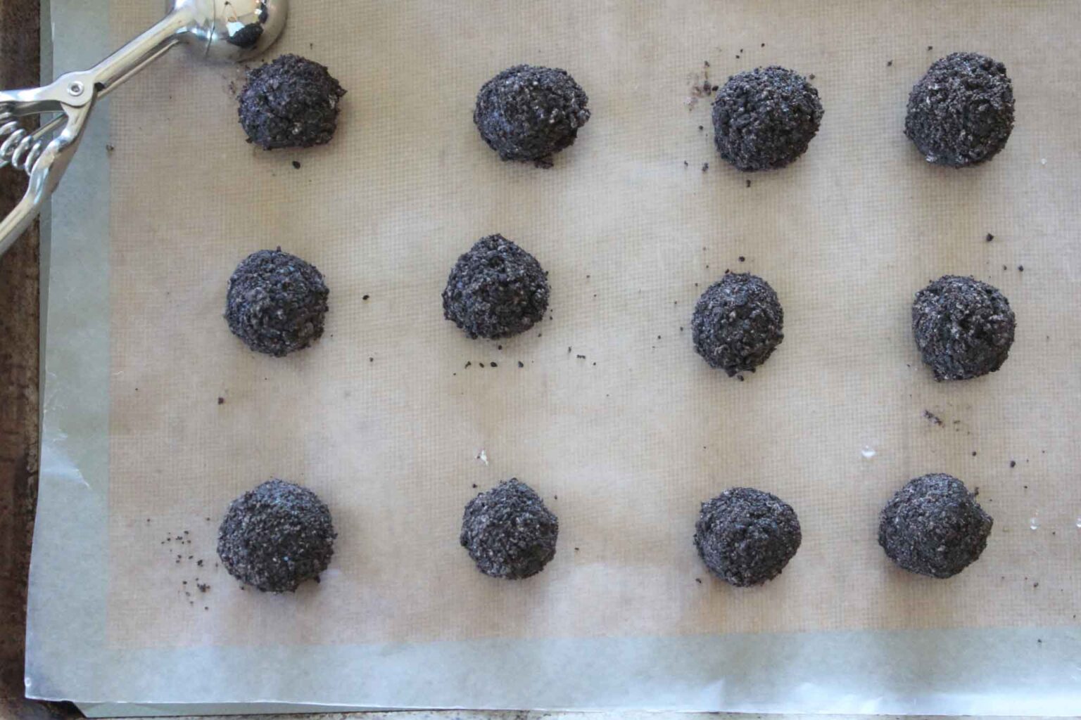 Halloween Oreo Spider Bites Recipe