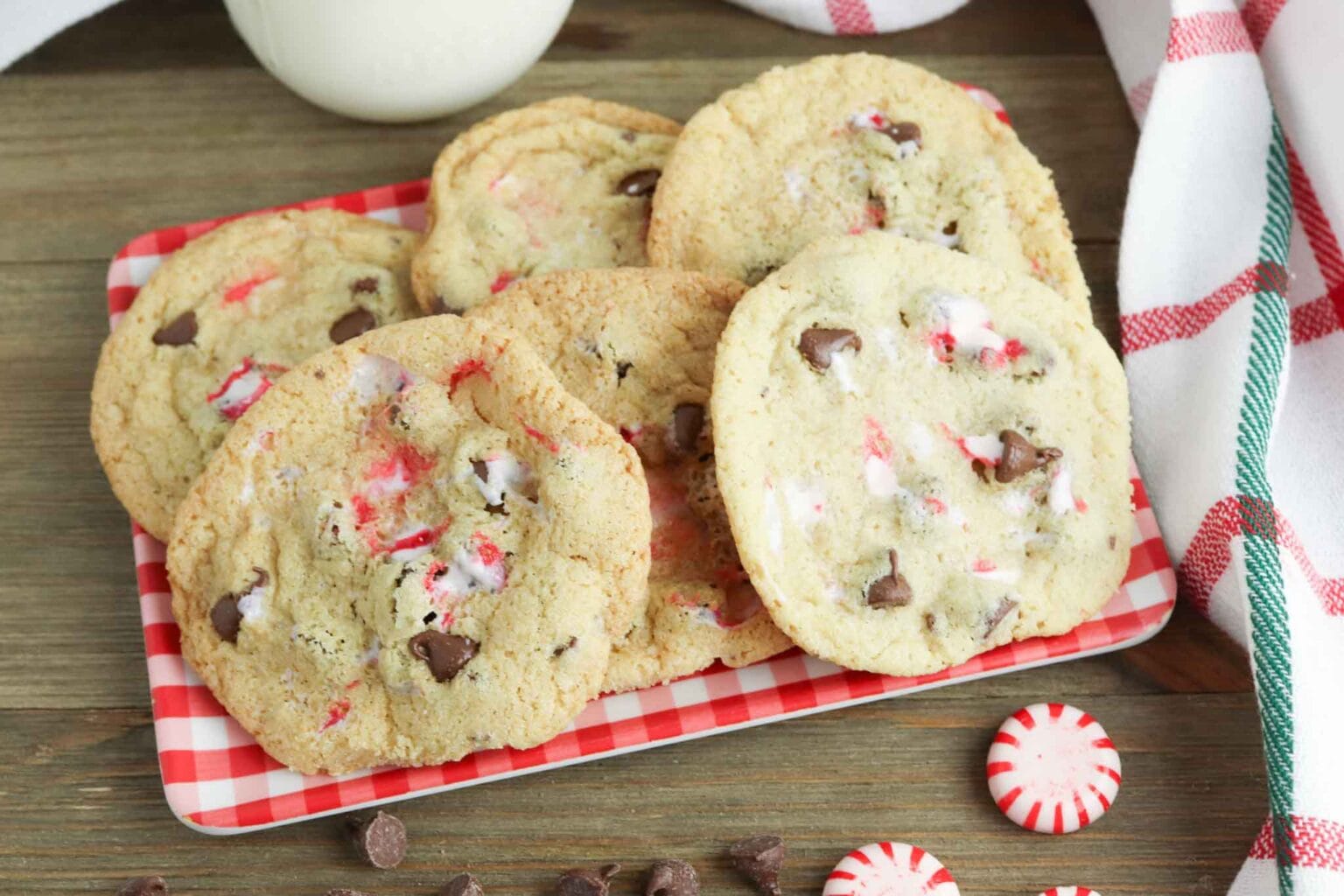 Holiday Peppermint Chocolate Chip Cookies