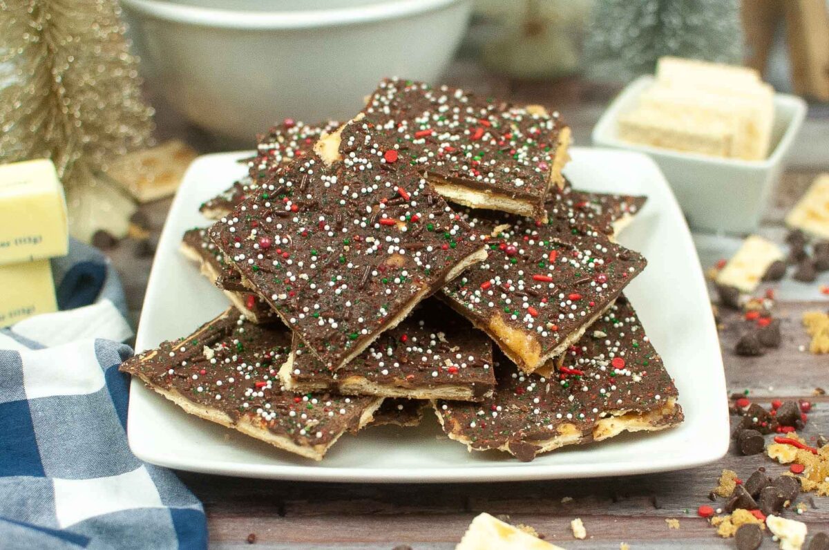 Easy Christmas Crack Recipe