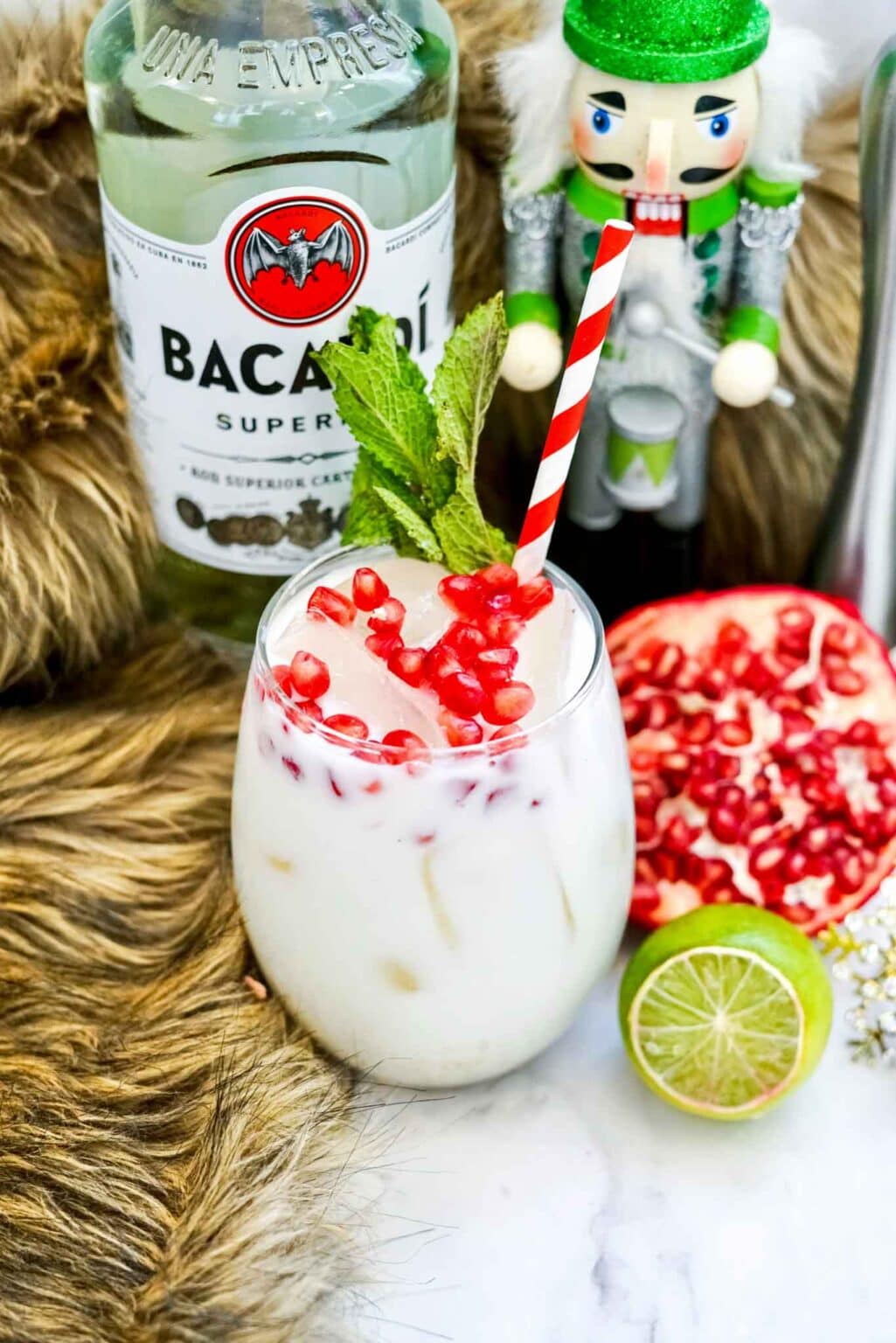 Delicious White Christmas Mojito Cocktail
