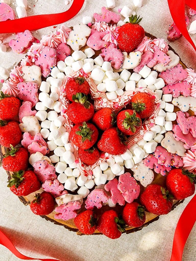 Easy Valentine's Day Charcuterie Board