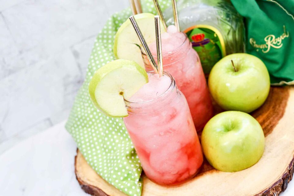 Delicious Crown Royal Apple Slush Cocktail Recipe
