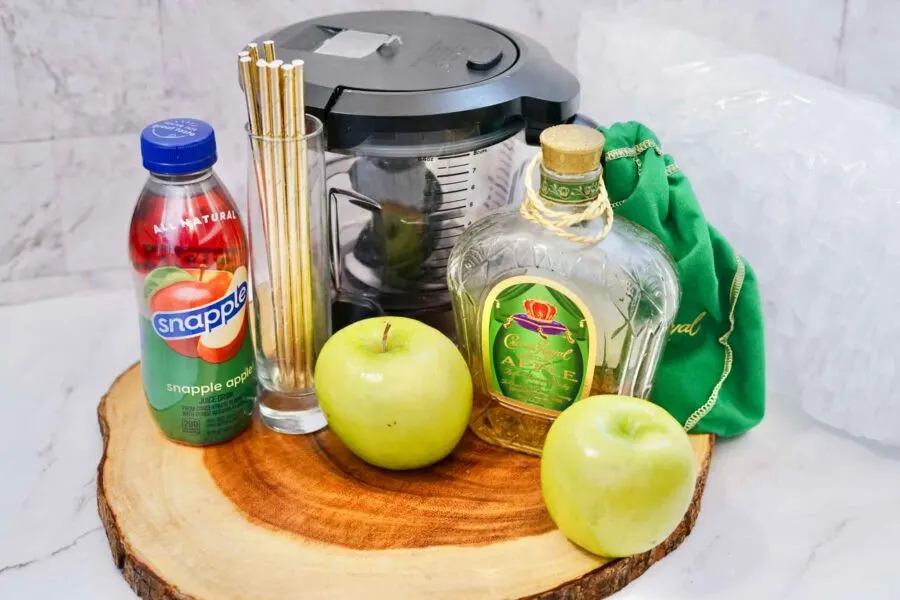 Delicious Crown Royal Apple Slush Cocktail Recipe
