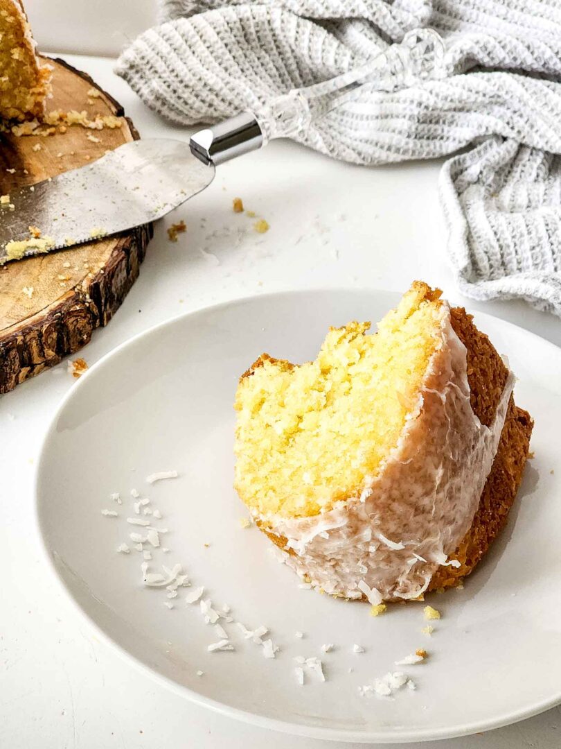 Coconut Pound Cake Recipe With Vanilla Glaze