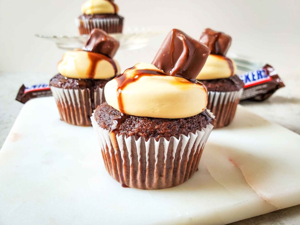 The Ultimate Snickers Cupcakes Recipe With Candy Filling