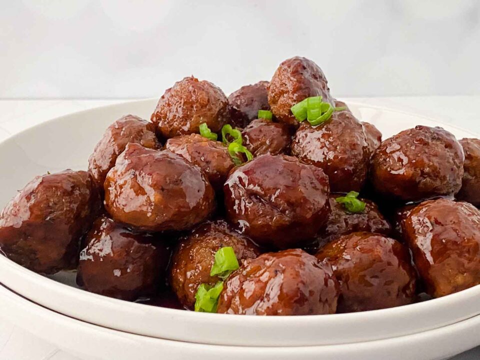 Grape Jelly Meatballs — Easy Baby Shower & Party Appetizer