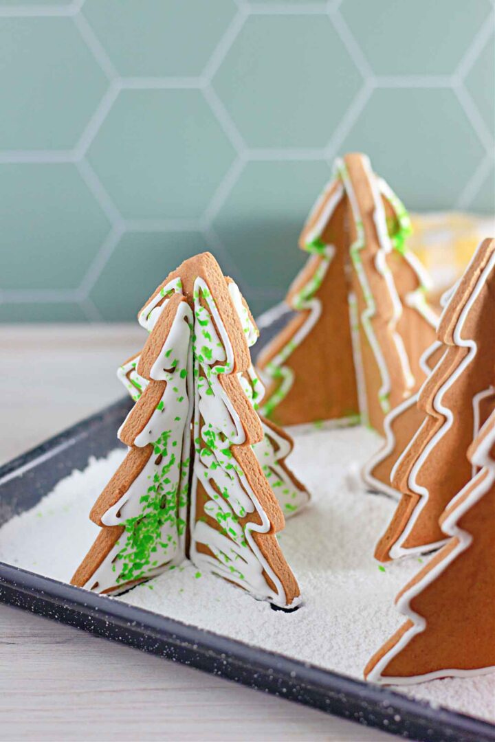 3D Christmas Tree Gingerbread Cookies